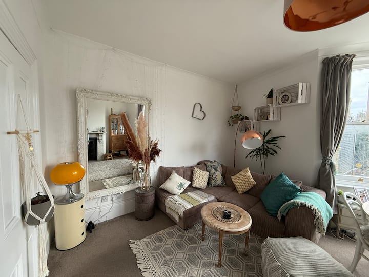 Characterful, Calming, Cosy And Central - Royal Tunbridge Wells