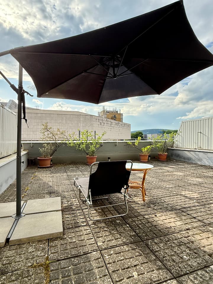 Apartmán S Veľkou Terasou V Srdci Trenčína - Trenčín