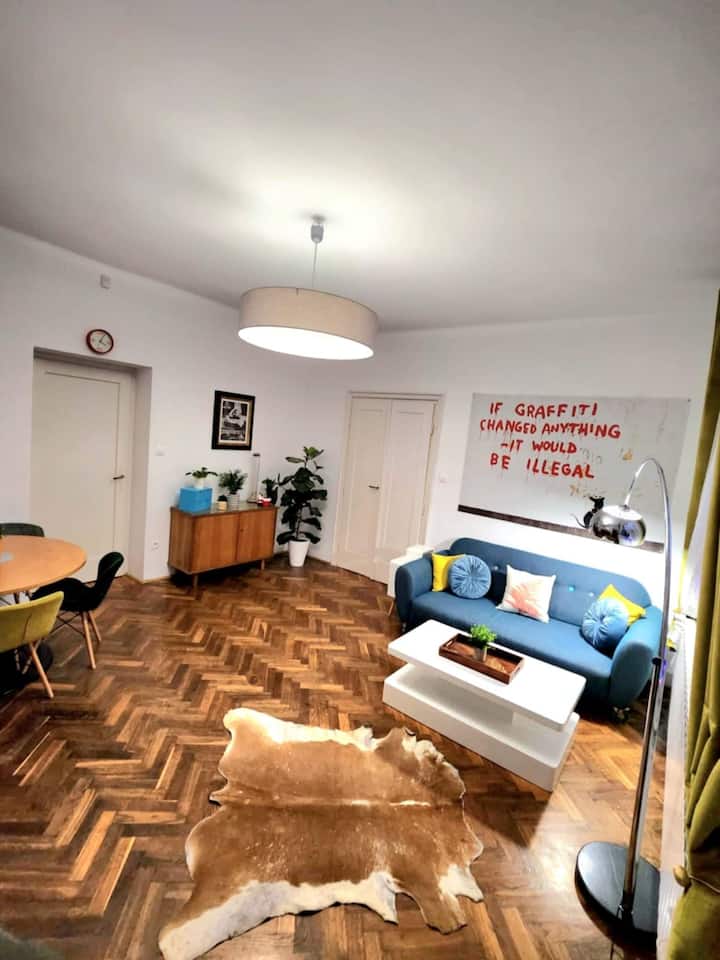 Retro House 2x  Parking + Taras + Stacja łAdowania - Polonia