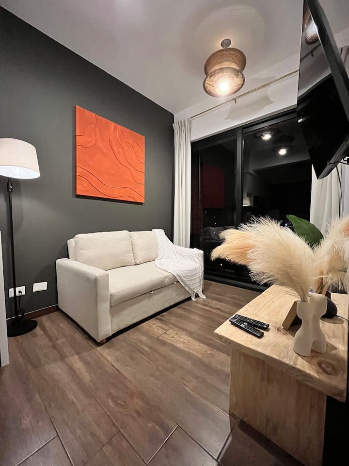 City Apartment-  Rooftop Pool/ 16th. Zone 10 - Guatemala City