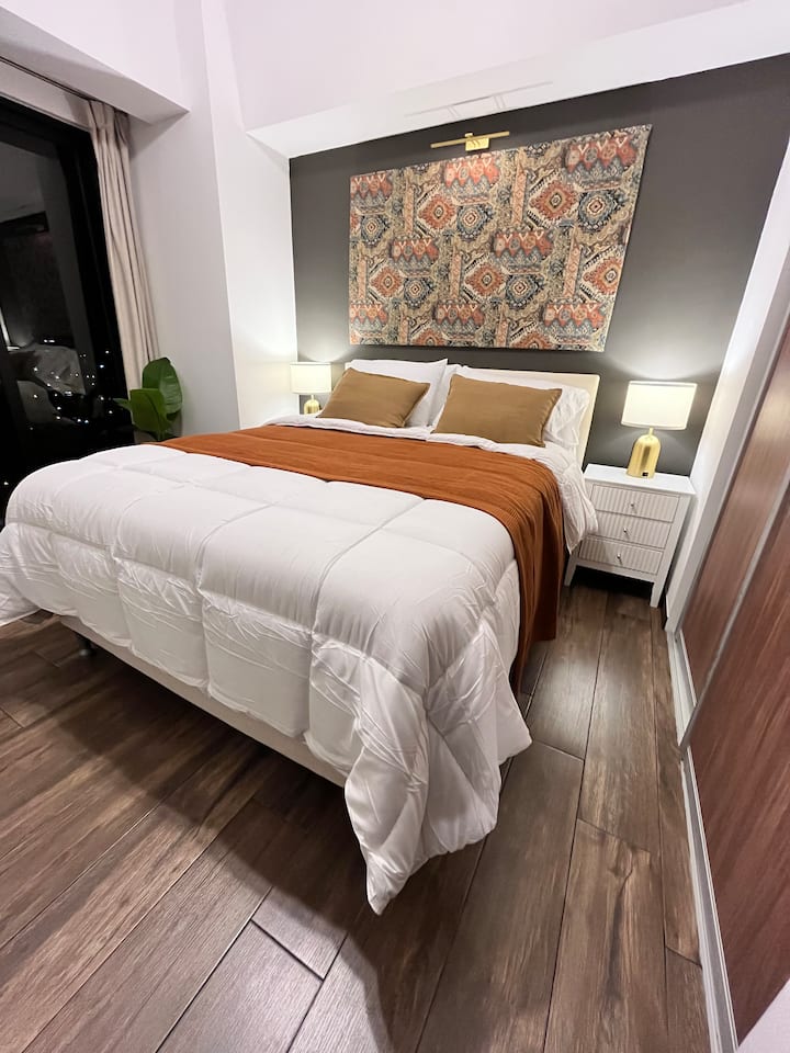 City Apartment-  Rooftop Pool/ 16th. Zone 10 - Ciudad de Guatemala