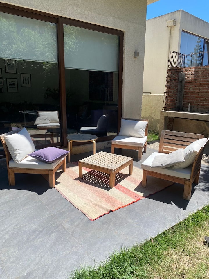 Hermosa Y Moderna Casa - Concón