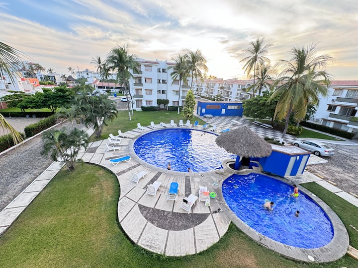 Suites Palmas Con Alberca Para Disfrutar La Zona - Manzanillo, Colima, Mexico
