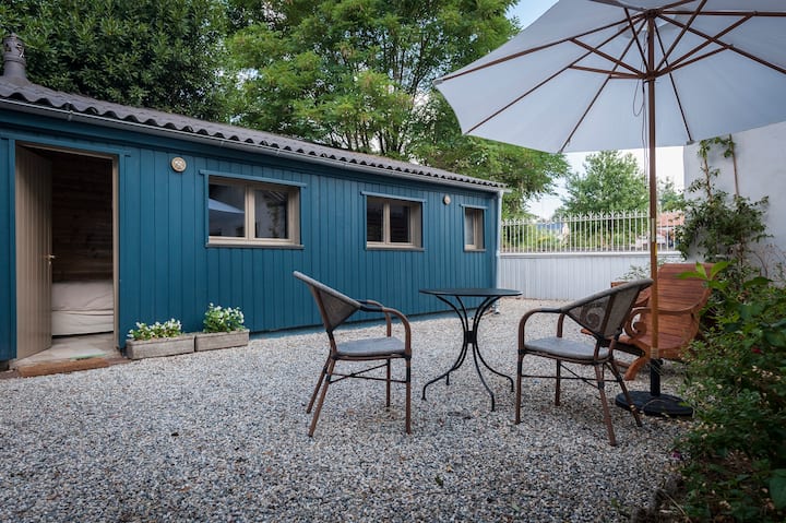 Tiny House Calme Au Bord Du Canal, Parking - Vierzon