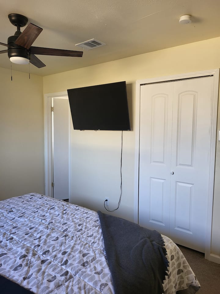 Pet Friendly Homeaway Euless North! - Euless, TX