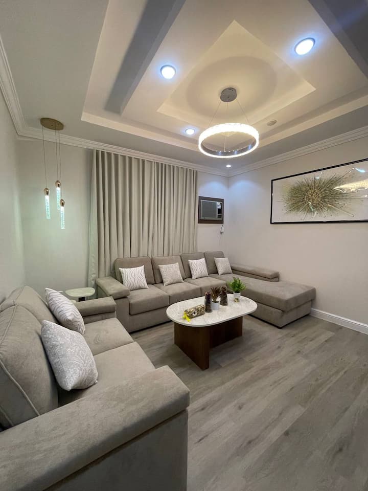 شقة مريحة و واسعة من ثلاث غرف ( شقة 6 ) - Jeddah King Abdulaziz Airport (JED)