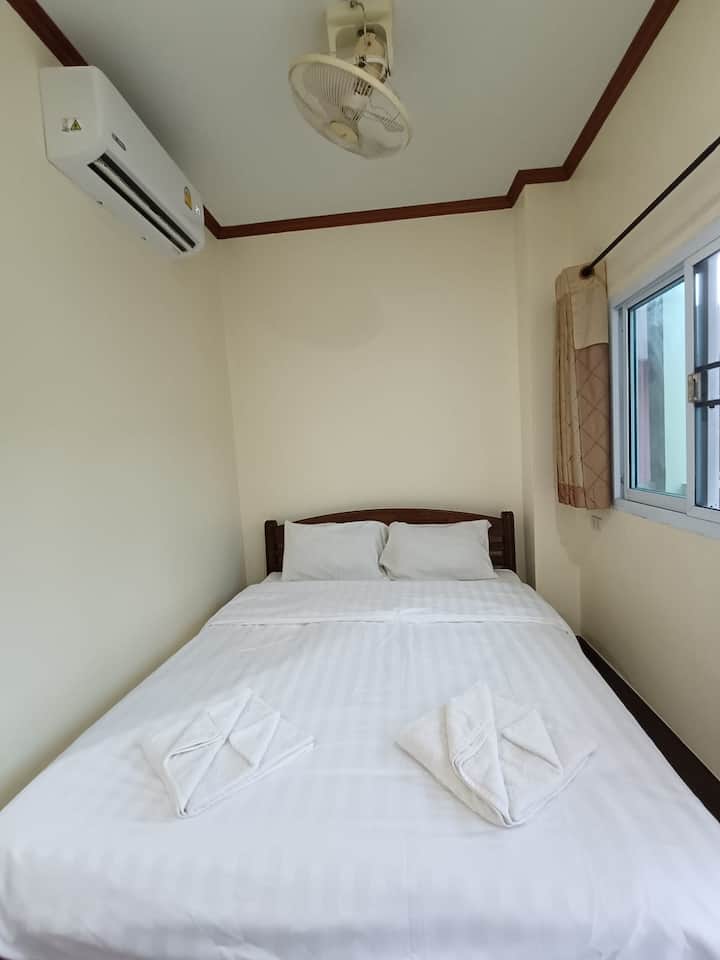 Superclean Double Room Sairee - Ko Tao