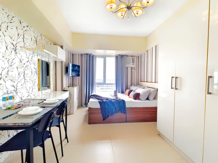 Avida Riala It Park Studio 350+ Mbps Wi-fi W/ Pool - Cebu City