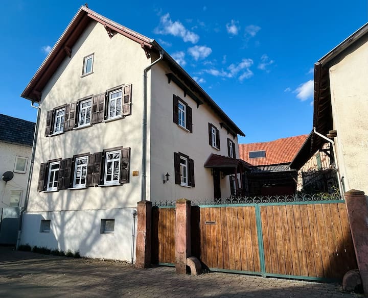 Historischer Bauernhof: Familienglück Auf Dem Land - Duitsland