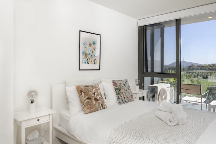 Scenic Views Of Black Mountain + Gym, Pool And Spa - Canberra