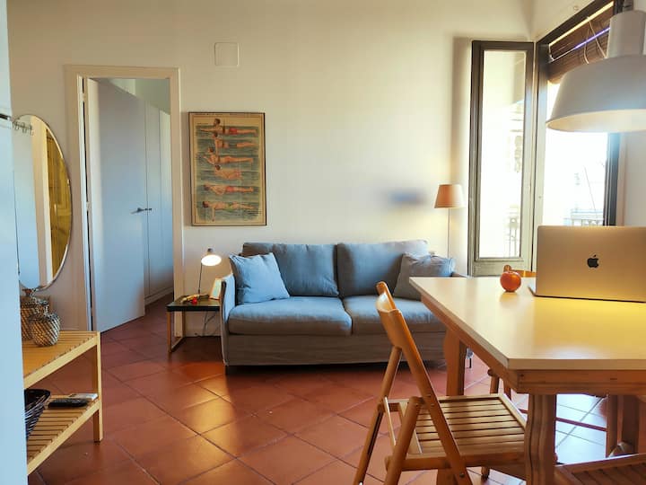 Sunny, Central & Tranquil. 1br. Plaça Catalunya Rb - Barcelona