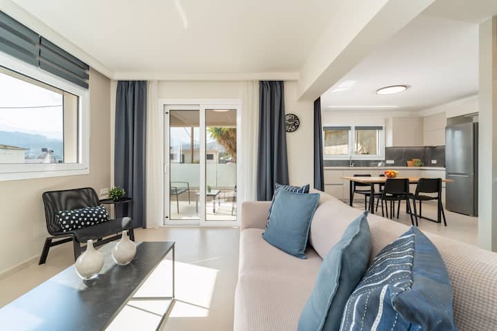 M P A Luxury Apartment A2 - Agios Nikolaos