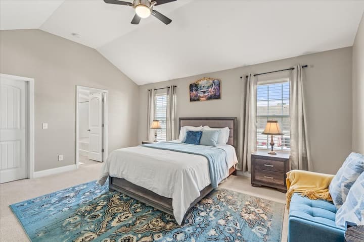 Private Ensuite In Quiet Home - Savannah, GA