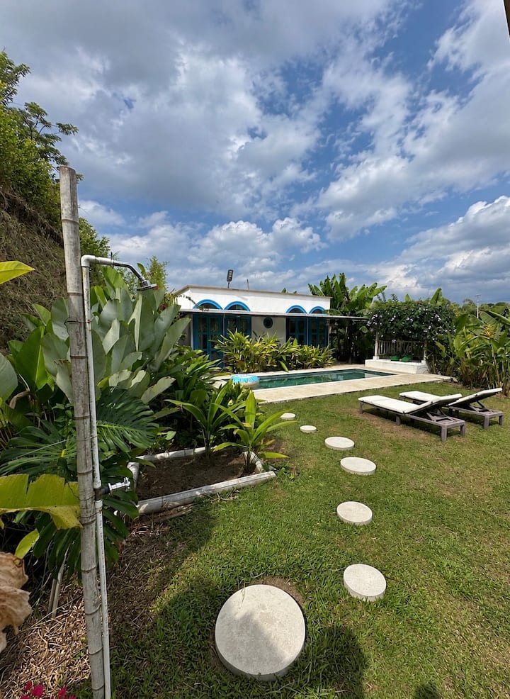 Private Pool - Quimbaya