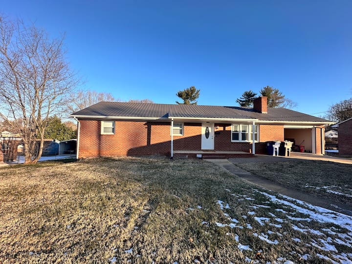 Ranch Style Home Winston-salem - Winston-Salem, NC