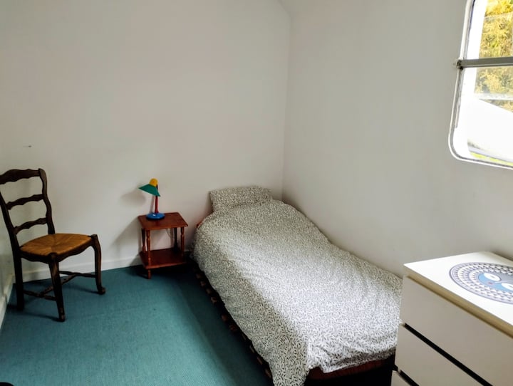 Petite Chambre Sur Une Péniche Au Calme - Conflans-Sainte-Honorine