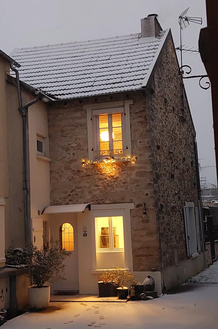 Jolie Meulière De 1900 Au Calme - Melun