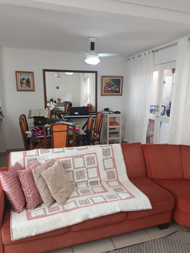 Casa Em Condomínio Fechado. - Peruíbe