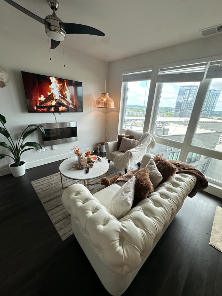 The Ivory Cove Highrise W/ City Views - Atlanta, GA