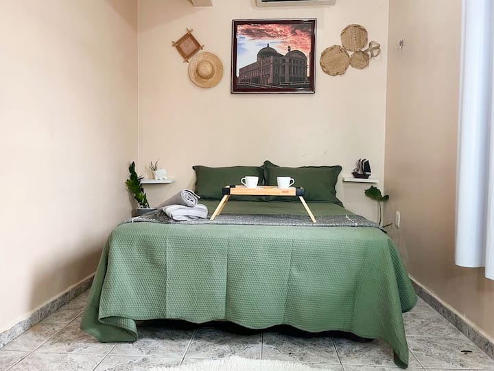 Quarto Com Varanda Em Manaus - Manaus