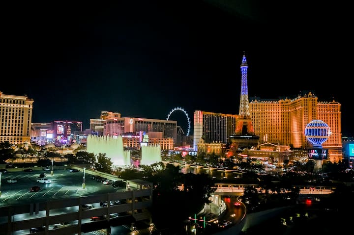 Ma8 1bd/2ba Bellagio Fountain View | Sleeps 9 - Las Vegas Strip, NV