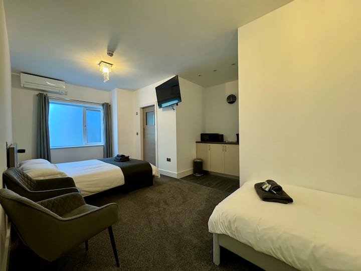 Triple Studio Nr Oxford Street - Southampton