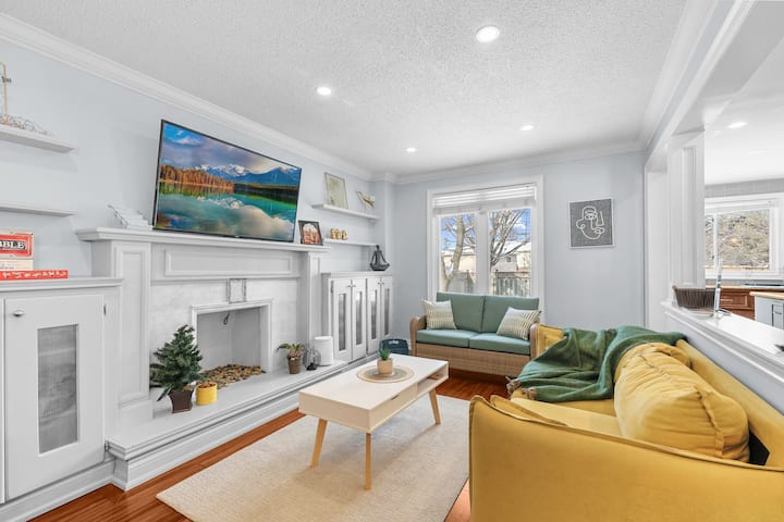 Stylish 3br Whitby Home In Prime Location - Oshawa