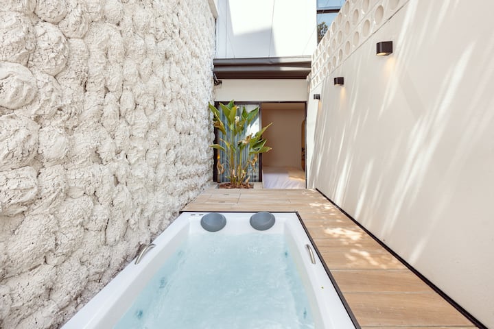 Private Jacuzzi Stylish Apto Ac- Kitchen- Wi-fi - Medellín, Colombia