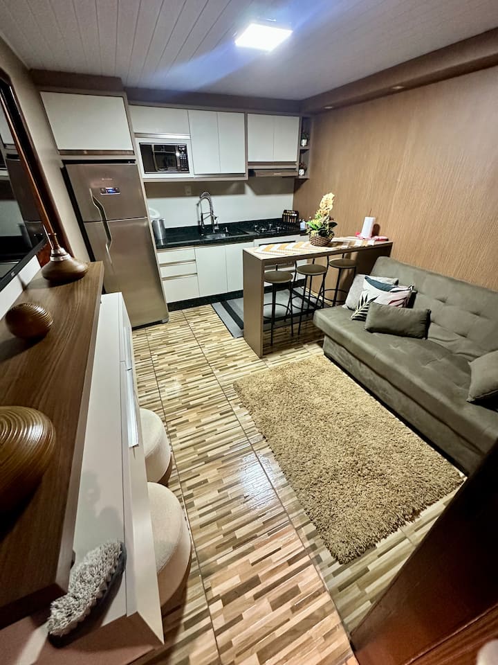 Apartamento Aconchegante, Moderno E Todo Equipado - Criciúma