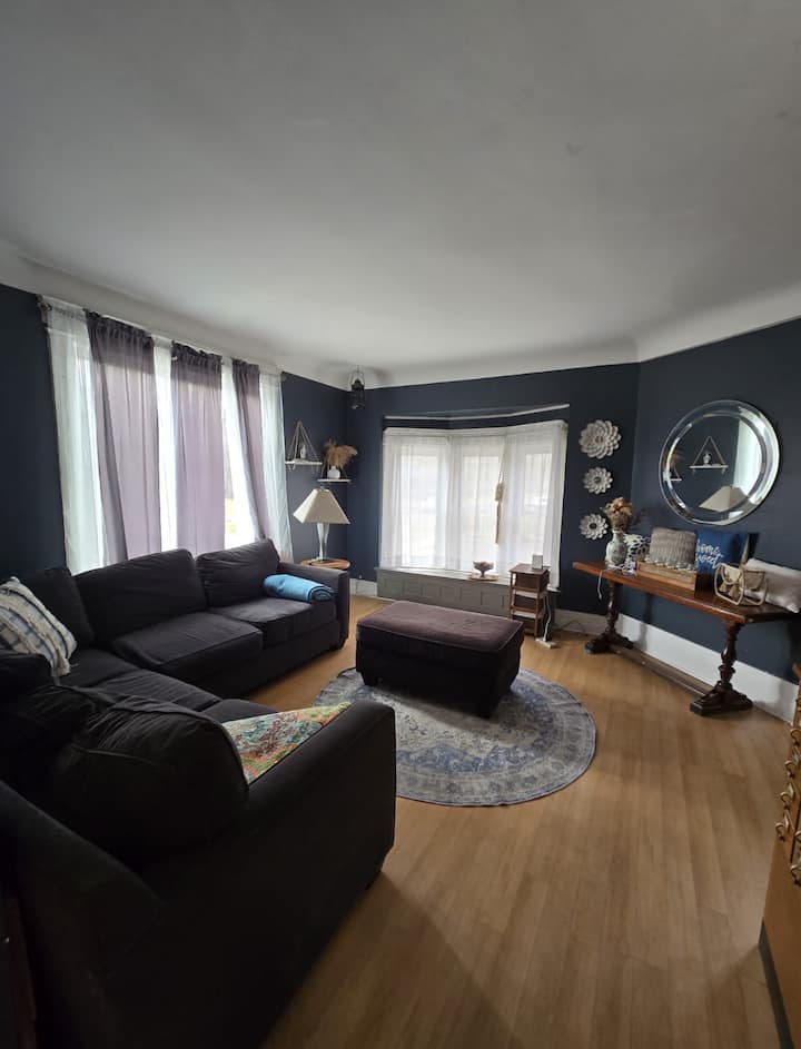 Historic Home/free Parking/long Stay Friendly - Detroit, MI