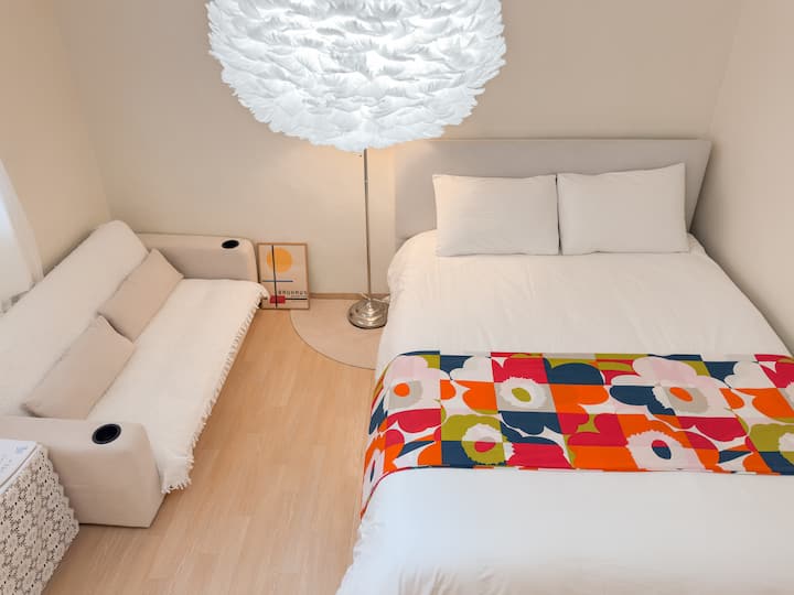 Super Cozy Arex Gongdeok 3 Mins | Hongdae Itaewon - Seoul