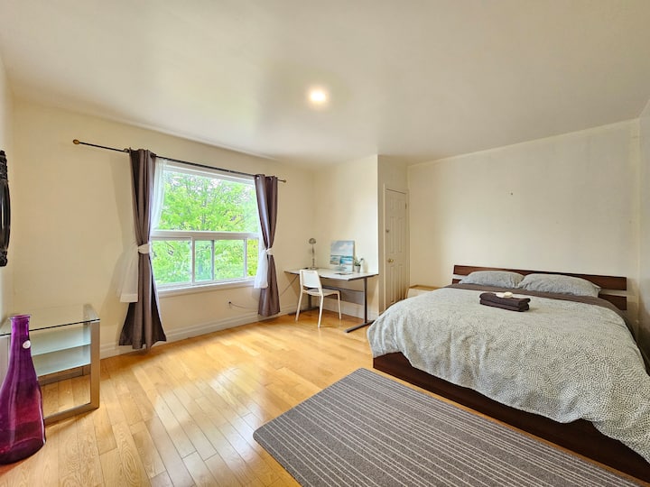 Downtown Toronto 3bedrooms (1 Free Parking) - Toronto