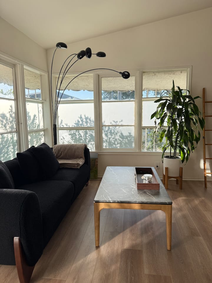 Natural Light Original Charm - Eagle Rock - Los Angeles