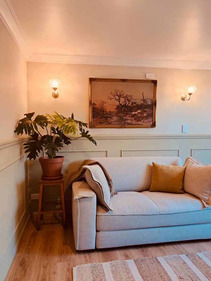 Enchanted Escape - Massage & Wine - New Plymouth