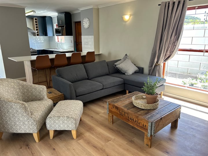 Mountain And Dale Townhouse - Stellenbosch