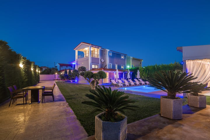 Villa Shameti - Private With Private Pool - Zakynthos