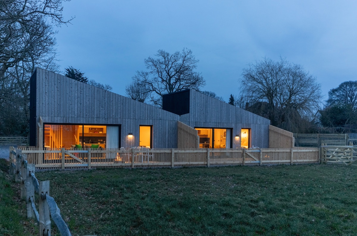 Luxury eco-home • Stunning rural views - Houses for Rent in Cowbeech ...