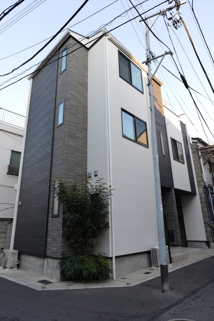 スカイツリーと浅草に近い/羽田成田へ便利/３階一戸建て貸切88ｍ²/ベッド５つ - Asakusa