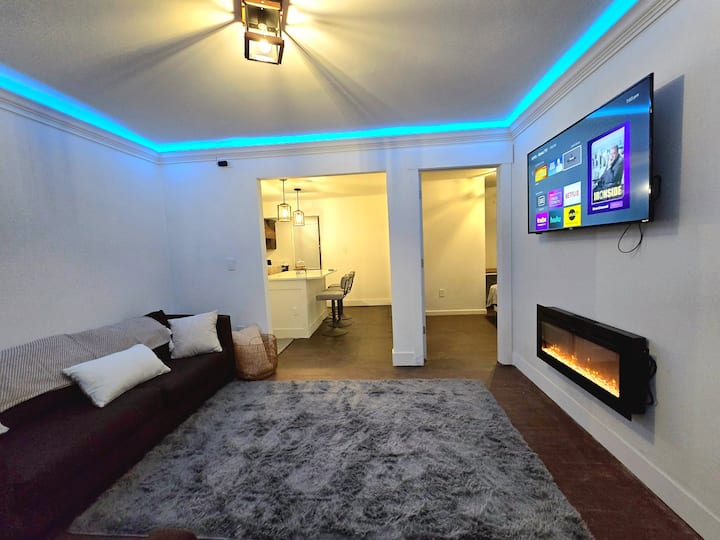 Entire Building 4br Duplex! @Mlc - Royal Oak, MI