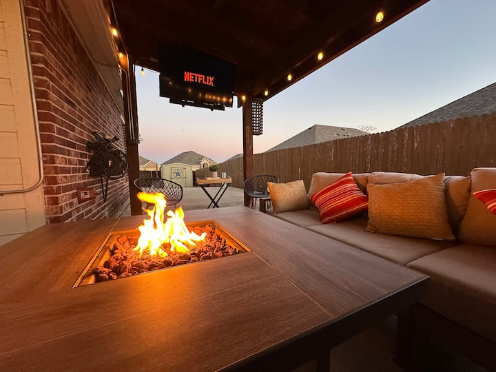 4mi To At&t & Globe Life | Bbq | Arlington Border - Grand Prairie, TX