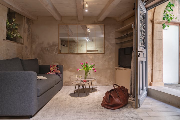 Le Discret-un Voyage En Provence - Aix-en-Provence