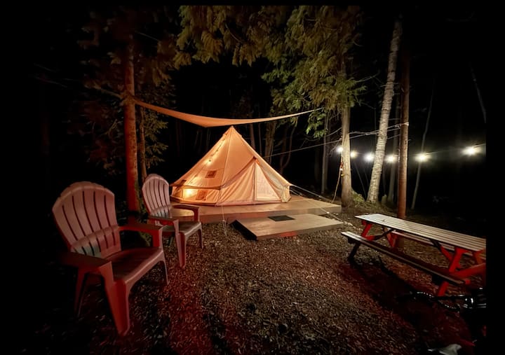 Tiki Hut Yurt- Nanea - St. Ignace, MI