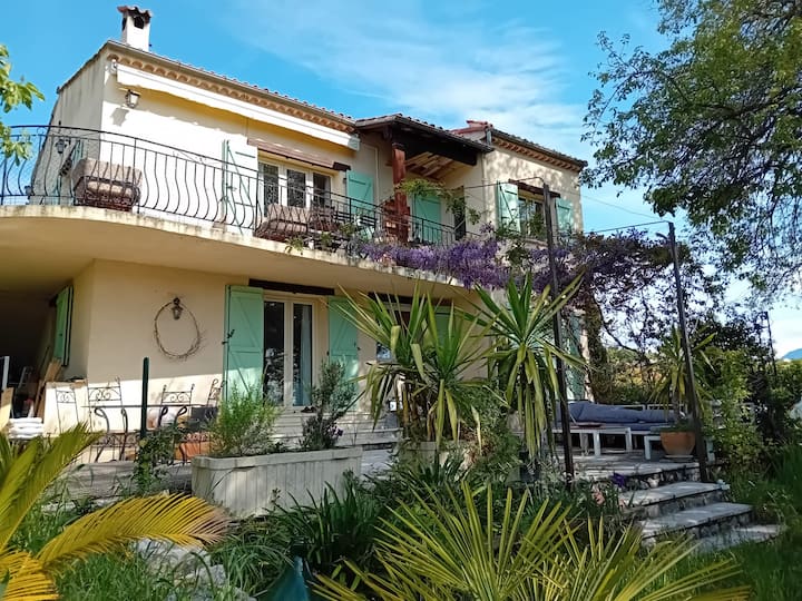 French Riviera : Big House Very Quiet - Vence