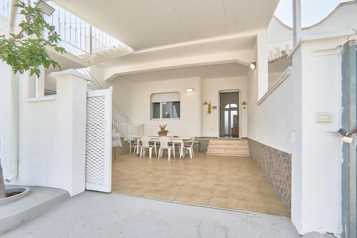 Villetta Togo Bay-porto Cesareo, Punta Prosciutto - Punta Prosciutto