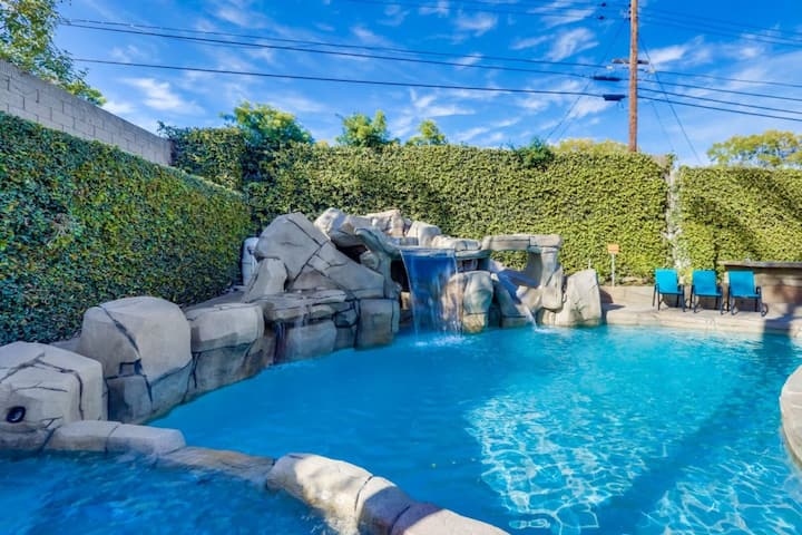 Tranquil Backyard Oasis: Kids Playset & Game Room - Placentia, CA