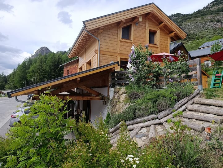 Chalet Familial Vars 3 Chambres 5 Lits Jardin - Guillestre