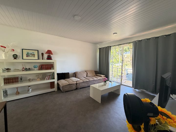 Haut De Villa Avec Terrasse - New Caledonia