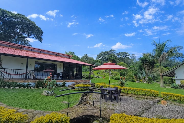 Finca Ecoturística Villa Tata - Sasaima