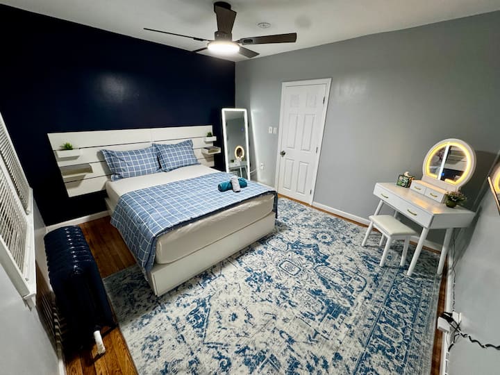 Stylist Private Bedroom - Manhattan, NY