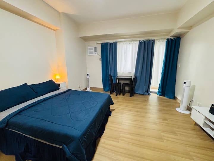 Staycation Near Smart Araneta Coliseum Cubao - Quezon City